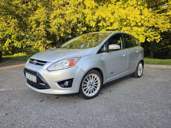Pelēks Ford C-Max 2013 Alīta, ar dzinēja tilpumu 2.00 L un nobraukumu 177 tūkst. km par 6400 €, foto 1 vietnē AUTOMOTO.COM.LV