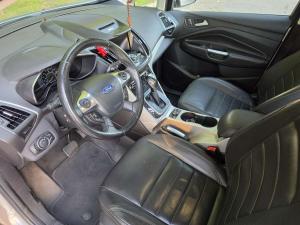 Grey Ford C-Max 2013 in Alytus, with an engine capacity of 2.00 L and mileage of 177 thousand km for 6400 €, photo 12 on AUTOMOTO.COM.LV