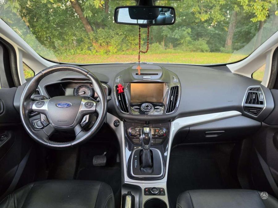 Grey Ford C-Max 2013 in Alytus, with an engine capacity of 2.00 L and mileage of 177 thousand km for 6400 €, photo 13 on AUTOMOTO.COM.LV