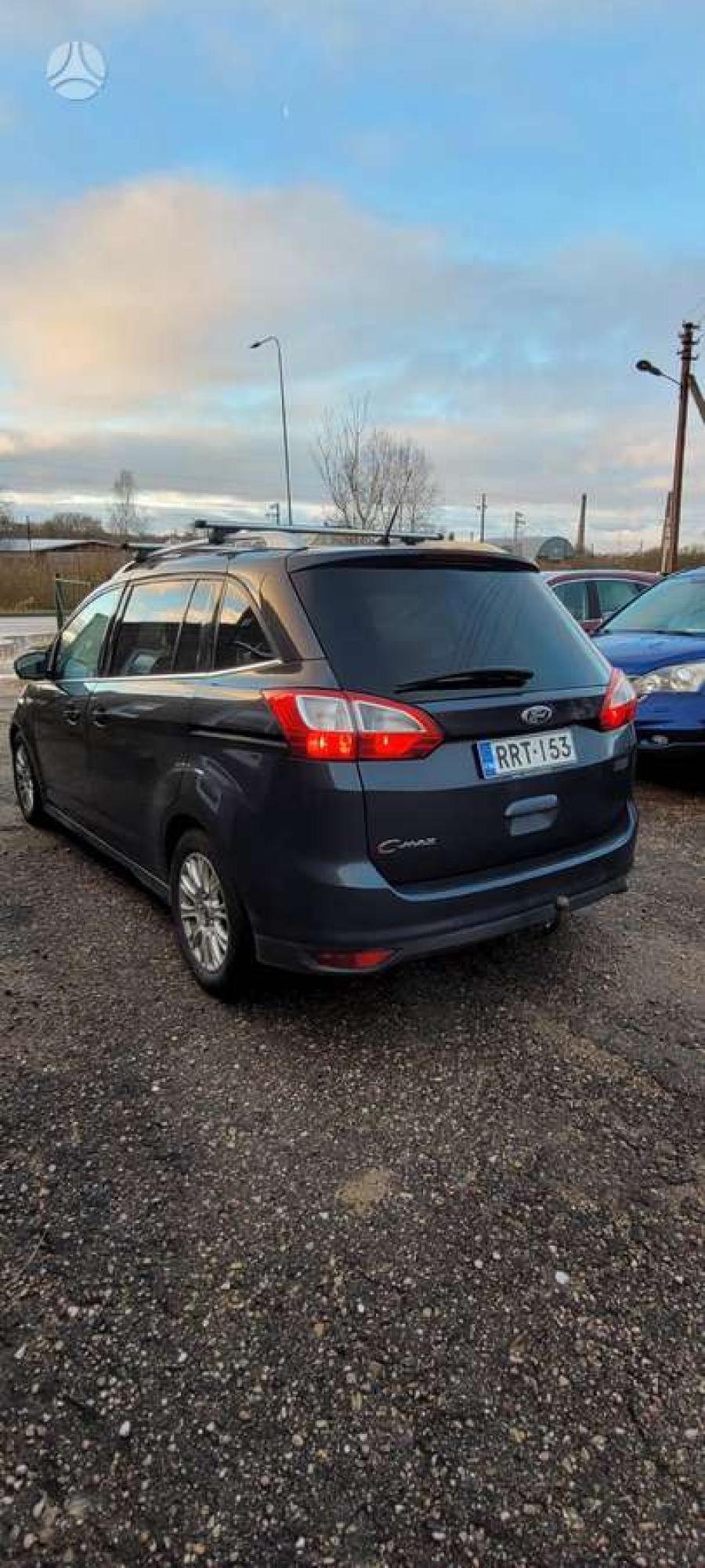 Grey Ford C-Max 2014 in Plunge, with an engine capacity of 1.60 L and mileage of 340 thousand km for 4200 €, photo 4 on AUTOMOTO.COM.LV