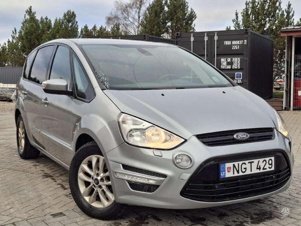 Grey Ford C-Max 2014 in Silute, with an engine capacity of 2.00 L and mileage of 268 thousand km for 4500 €, photo 6 on AUTOMOTO.COM.LV