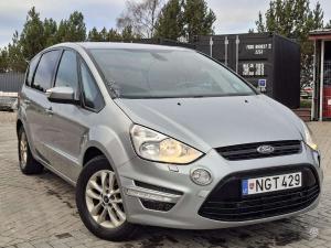 Grey Ford C-Max 2014 in Silute, with an engine capacity of 2.00 L and mileage of 268 thousand km for 4500 €, photo 6 on AUTOMOTO.COM.LV