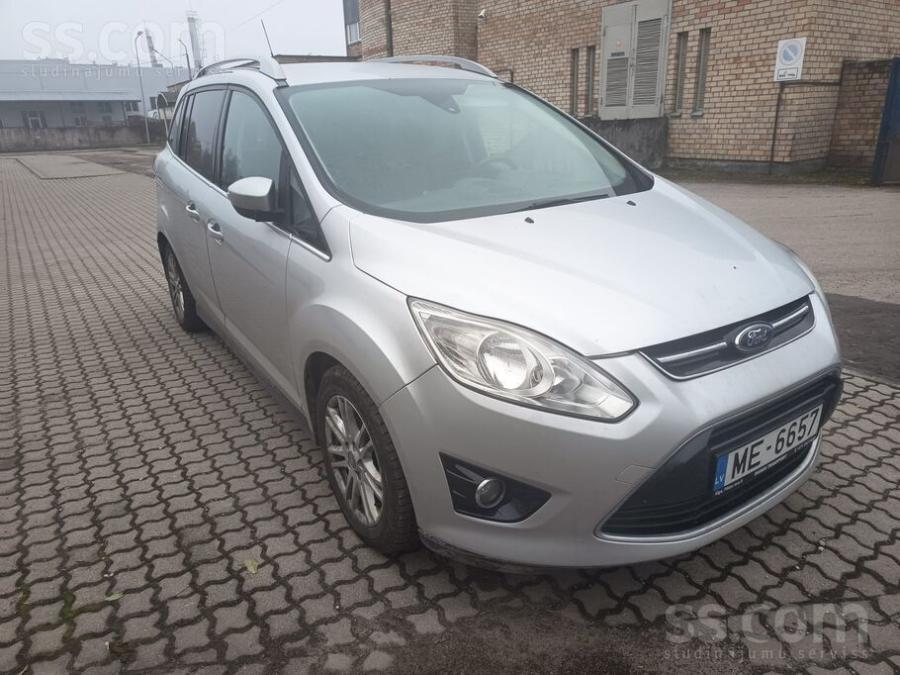 Grey Ford C-Max 2014 in Riga, with an engine capacity of 2.00 L and mileage of 163 thousand km for 4050 €, photo 4 on AUTOMOTO.COM.LV