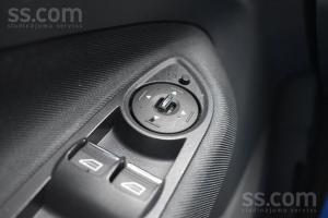 Pelēks Ford C-Max 2014 Kuldīga, ar dzinēja tilpumu 1.60 L un nobraukumu 0 tūkst. km par 5950 €, foto 20 vietnē AUTOMOTO.COM.LV