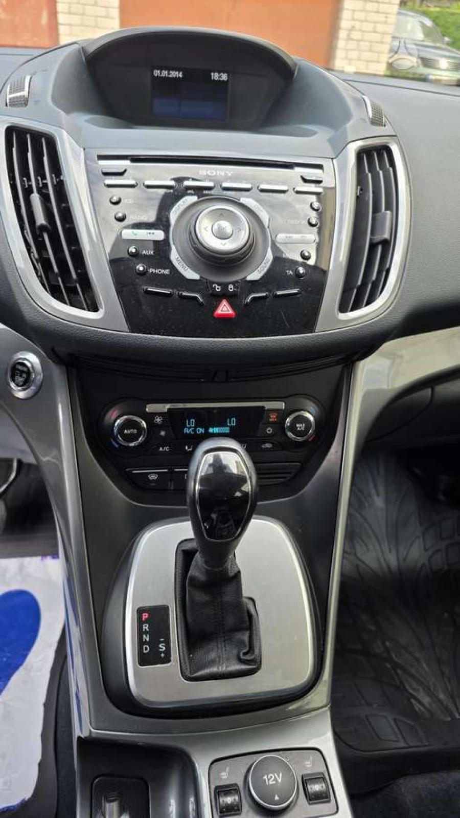 Grey Ford C-Max 2014 in Alytus, with an engine capacity of 2.00 L and mileage of 195 thousand km for 4550 €, photo 14 on AUTOMOTO.COM.LV