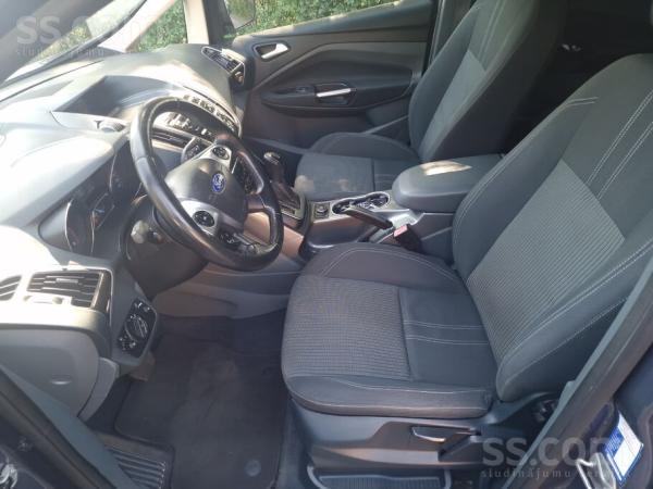 Grey Ford C-Max 2014 in Jelgava, with an engine capacity of 2.00 L and mileage of 205 thousand km for 6300 €, photo 6 on AUTOMOTO.COM.LV