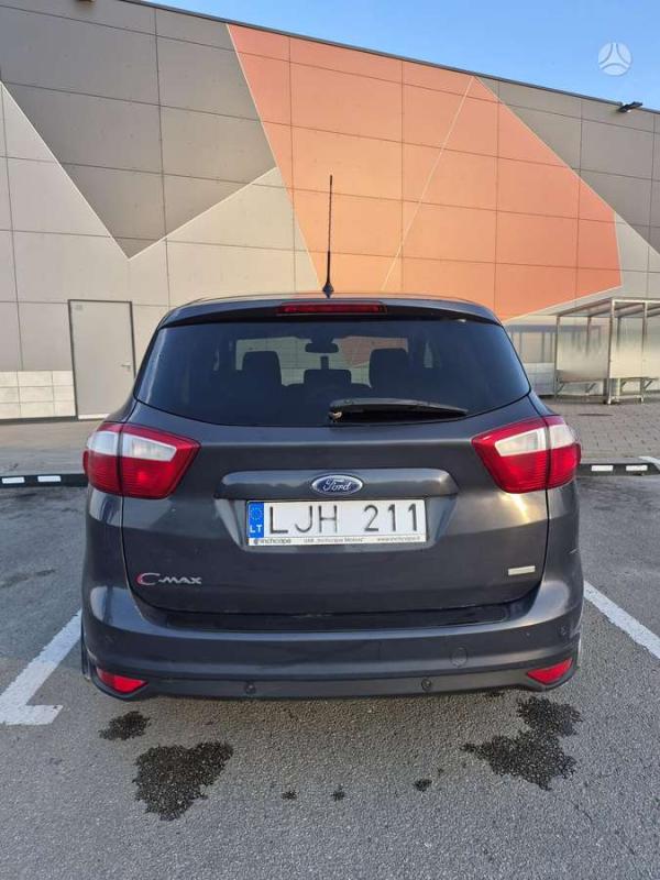 Pelēks Ford C-Max 2014 Panevēža, ar dzinēja tilpumu 1.00 L un nobraukumu 210 tūkst. km par 3000 €, foto 4 vietnē AUTOMOTO.COM.LV