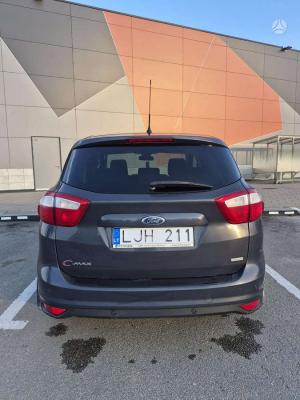 Grey Ford C-Max 2014 in Panevezys, with an engine capacity of 1.00 L and mileage of 210 thousand km for 3000 €, photo 5 on AUTOMOTO.COM.LV