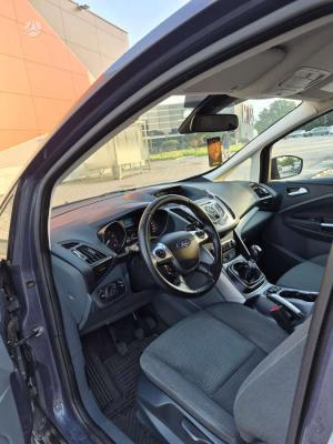 Grey Ford C-Max 2014 in Panevezys, with an engine capacity of 1.00 L and mileage of 210 thousand km for 3000 €, photo 6 on AUTOMOTO.COM.LV