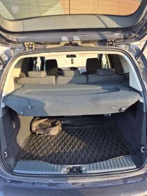 Grey Ford C-Max 2014 in Panevezys, with an engine capacity of 1.00 L and mileage of 210 thousand km for 3000 €, photo 11 on AUTOMOTO.COM.LV