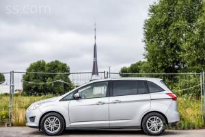 Pelēks Ford C-Max 2014 Rīga, ar dzinēja tilpumu 1.60 L un nobraukumu 358 tūkst. km par 5990 €, foto 5 vietnē AUTOMOTO.COM.LV