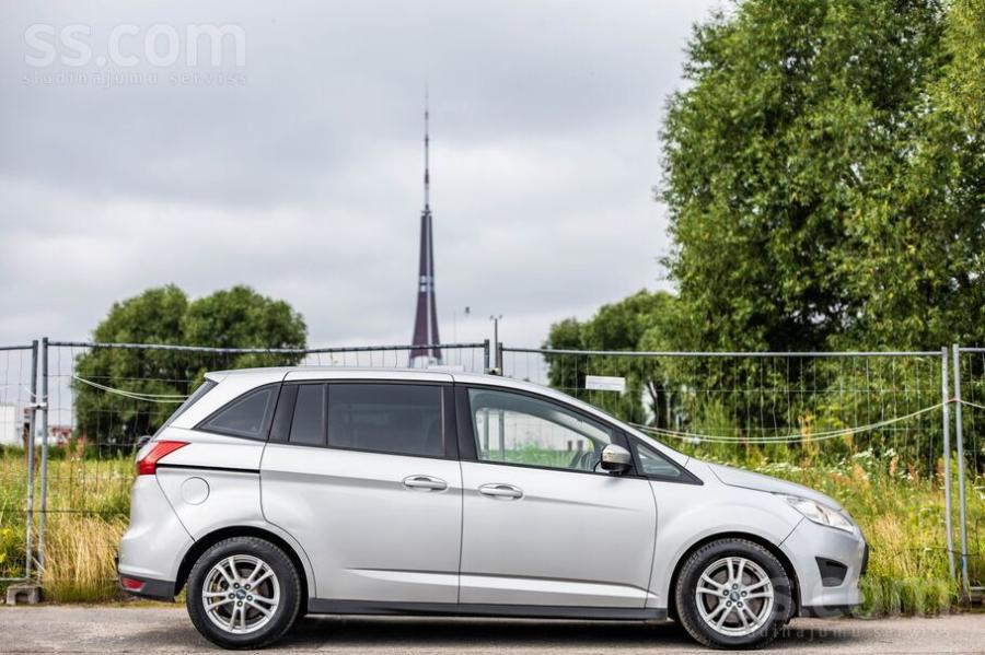 Pelēks Ford C-Max 2014 Rīga, ar dzinēja tilpumu 1.60 L un nobraukumu 358 tūkst. km par 5990 €, foto 6 vietnē AUTOMOTO.COM.LV