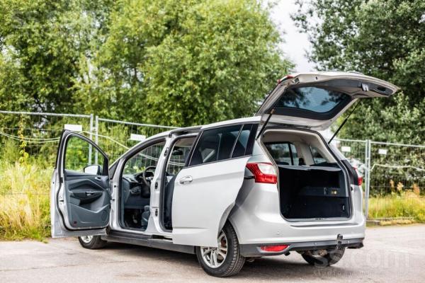 Pelēks Ford C-Max 2014 Rīga, ar dzinēja tilpumu 1.60 L un nobraukumu 358 tūkst. km par 5990 €, foto 9 vietnē AUTOMOTO.COM.LV