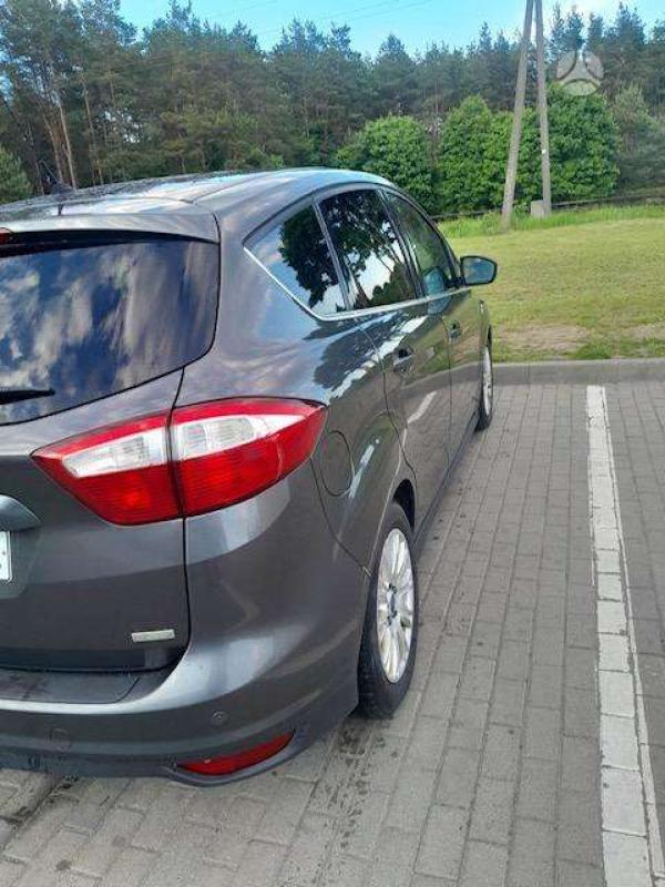 Grey Ford C-Max 2014 in Vilnius, with an engine capacity of 1.00 L and mileage of 195 thousand km for 3700 €, photo 3 on AUTOMOTO.COM.LV