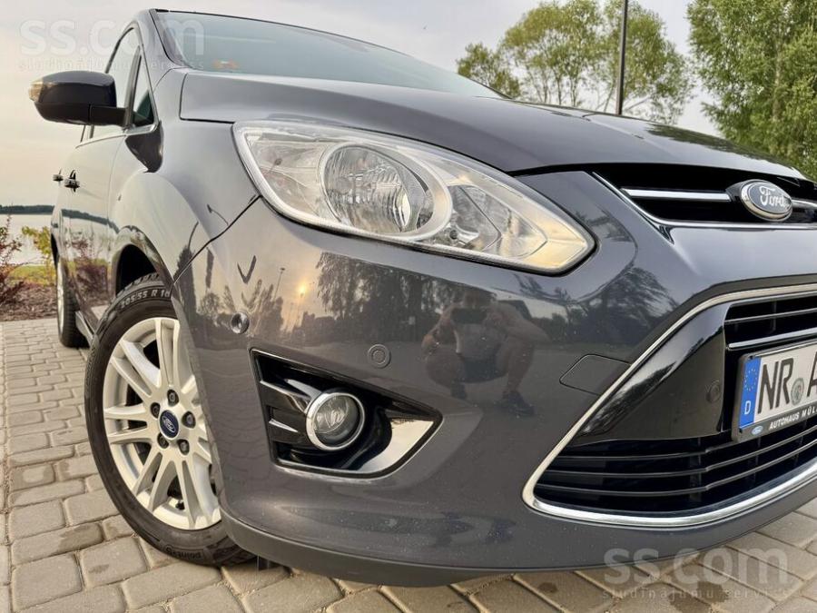 Pelēks Ford C-Max 2014 Rēzekne, ar dzinēja tilpumu 1.60 L un nobraukumu 266 tūkst. km par 6190 €, foto 3 vietnē AUTOMOTO.COM.LV