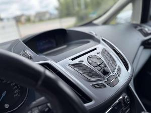 Grey Ford C-Max 2014 in Gargzdai, with an engine capacity of 2.00 L and mileage of 240 thousand km for 4999 €, photo 22 on AUTOMOTO.COM.LV