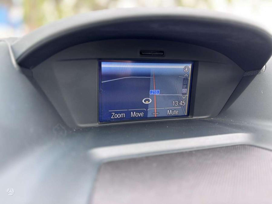 Grey Ford C-Max 2014 in Gargzdai, with an engine capacity of 2.00 L and mileage of 240 thousand km for 4999 €, photo 24 on AUTOMOTO.COM.LV