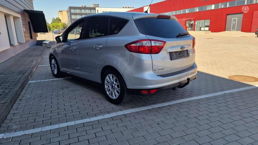 Pelēks Ford C-Max 2014 Kauņa, ar dzinēja tilpumu 1.56 L un nobraukumu 237 tūkst. km par 3850 €, foto 3 vietnē AUTOMOTO.COM.LV
