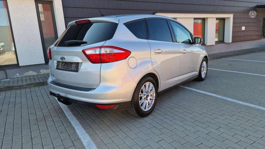 Pelēks Ford C-Max 2014 Kauņa, ar dzinēja tilpumu 1.56 L un nobraukumu 237 tūkst. km par 3850 €, foto 4 vietnē AUTOMOTO.COM.LV
