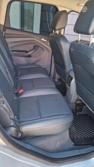 Pelēks Ford C-Max 2014 Kauņa, ar dzinēja tilpumu 1.56 L un nobraukumu 237 tūkst. km par 3850 €, foto 6 vietnē AUTOMOTO.COM.LV