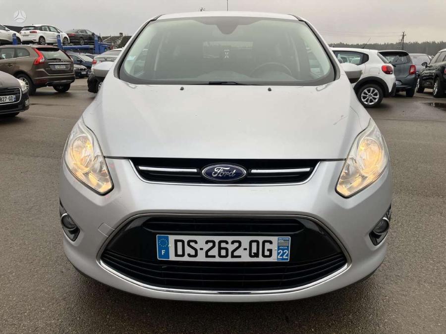 Grey Ford C-Max 2015 in Taurage, with an engine capacity of 1.00 L and mileage of 150 thousand km for 3700 €, photo 2 on AUTOMOTO.COM.LV