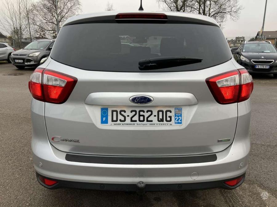 Grey Ford C-Max 2015 in Taurage, with an engine capacity of 1.00 L and mileage of 150 thousand km for 3700 €, photo 5 on AUTOMOTO.COM.LV