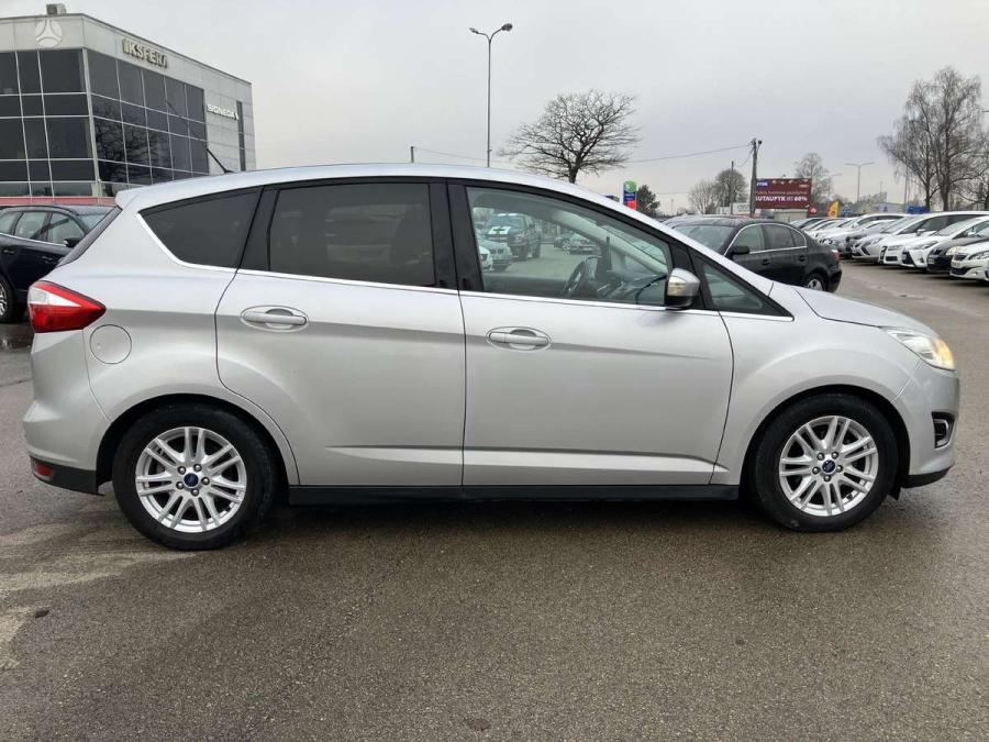 Grey Ford C-Max 2015 in Taurage, with an engine capacity of 1.00 L and mileage of 150 thousand km for 3700 €, photo 7 on AUTOMOTO.COM.LV
