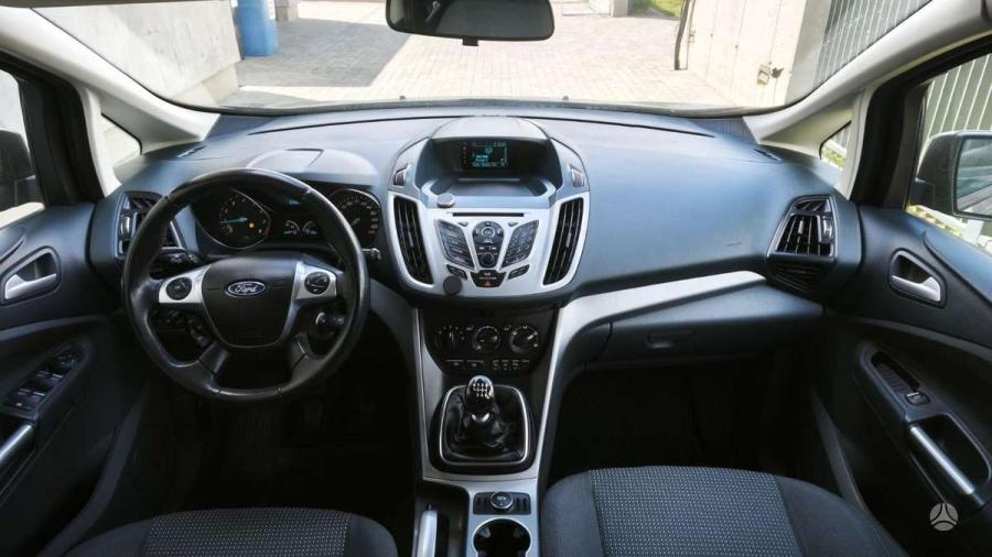 Pelēks Ford C-Max 2015 Šauļi, ar dzinēja tilpumu 1.00 L un nobraukumu 150 tūkst. km par 4490 €, foto 18 vietnē AUTOMOTO.COM.LV