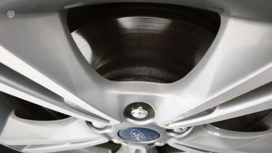 Pelēks Ford C-Max 2015 Šauļi, ar dzinēja tilpumu 1.00 L un nobraukumu 150 tūkst. km par 4490 €, foto 21 vietnē AUTOMOTO.COM.LV