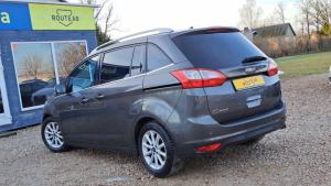 Grey Ford C-Max 2015 in Riga, with an engine capacity of 1.50 L and mileage of 253 thousand km for 6990 €, photo 6 on AUTOMOTO.COM.LV