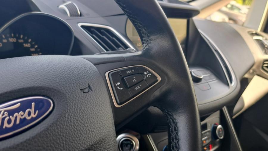 Grey Ford C-Max 2015 in Riga, with an engine capacity of 1.50 L and mileage of 253 thousand km for 6990 €, photo 39 on AUTOMOTO.COM.LV
