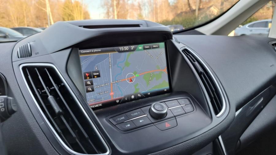 Grey Ford C-Max 2015 in Riga, with an engine capacity of 1.50 L and mileage of 253 thousand km for 6990 €, photo 54 on AUTOMOTO.COM.LV