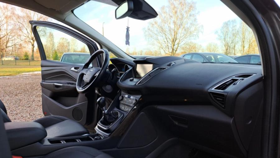 Grey Ford C-Max 2015 in Riga, with an engine capacity of 1.50 L and mileage of 253 thousand km for 6990 €, photo 86 on AUTOMOTO.COM.LV