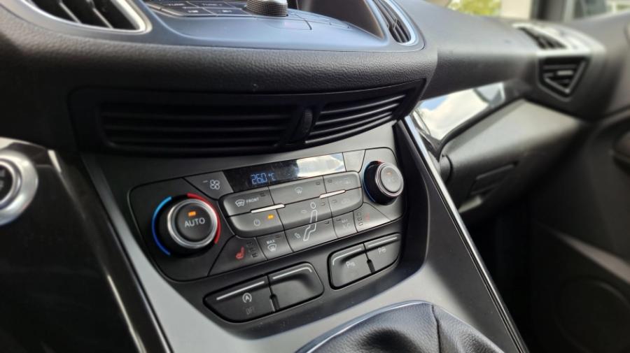 Grey Ford C-Max 2015 in Riga, with an engine capacity of 1.50 L and mileage of 253 thousand km for 6990 €, photo 108 on AUTOMOTO.COM.LV