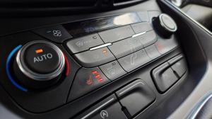 Grey Ford C-Max 2015 in Riga, with an engine capacity of 1.50 L and mileage of 253 thousand km for 6990 €, photo 109 on AUTOMOTO.COM.LV
