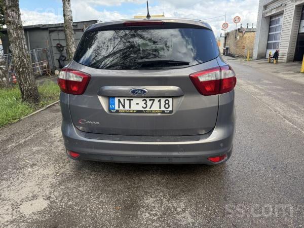 Pelēks Ford C-Max 2015 Rīga, ar dzinēja tilpumu 1.60 L un nobraukumu 187 tūkst. km par 5500 €, foto 5 vietnē AUTOMOTO.COM.LV