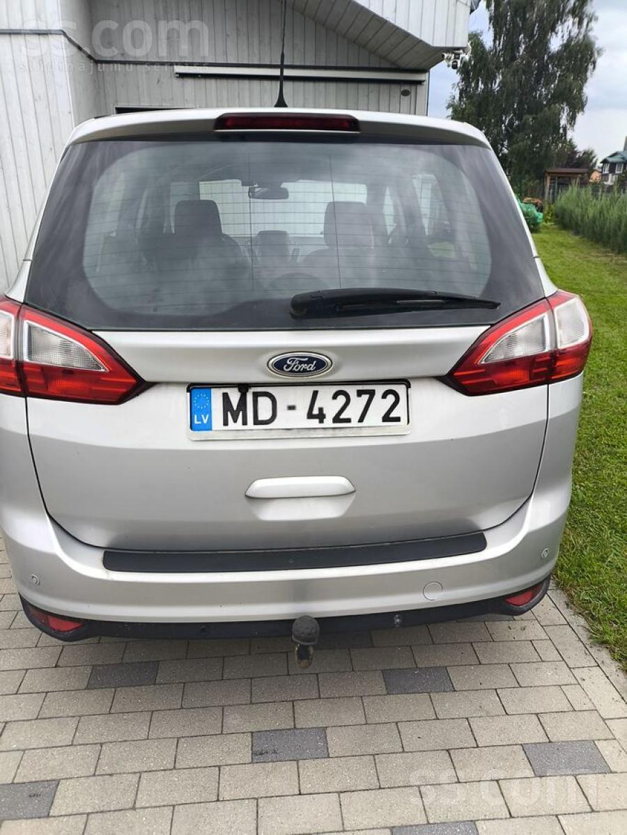 Pelēks Ford C-Max 2015 Rīga, ar dzinēja tilpumu 1.60 L un nobraukumu 244 tūkst. km par 4700 €, foto 4 vietnē AUTOMOTO.COM.LV
