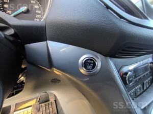 Pelēks Ford C-Max 2015 Rīga, ar dzinēja tilpumu 1.60 L un nobraukumu 244 tūkst. km par 4700 €, foto 7 vietnē AUTOMOTO.COM.LV