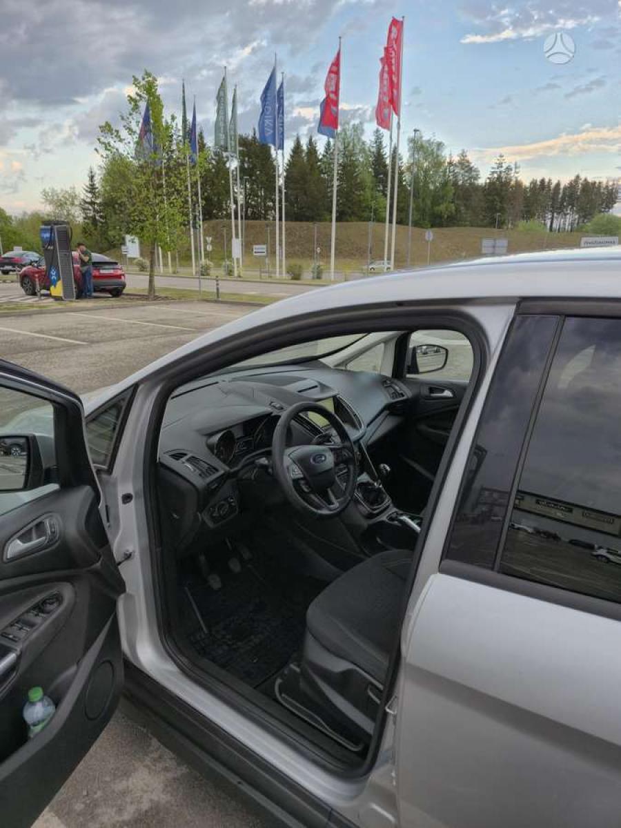 Pelēks Ford C-Max 2015 Viļņa, ar dzinēja tilpumu 2.00 L un nobraukumu 271 tūkst. km par 5500 €, foto 9 vietnē AUTOMOTO.COM.LV