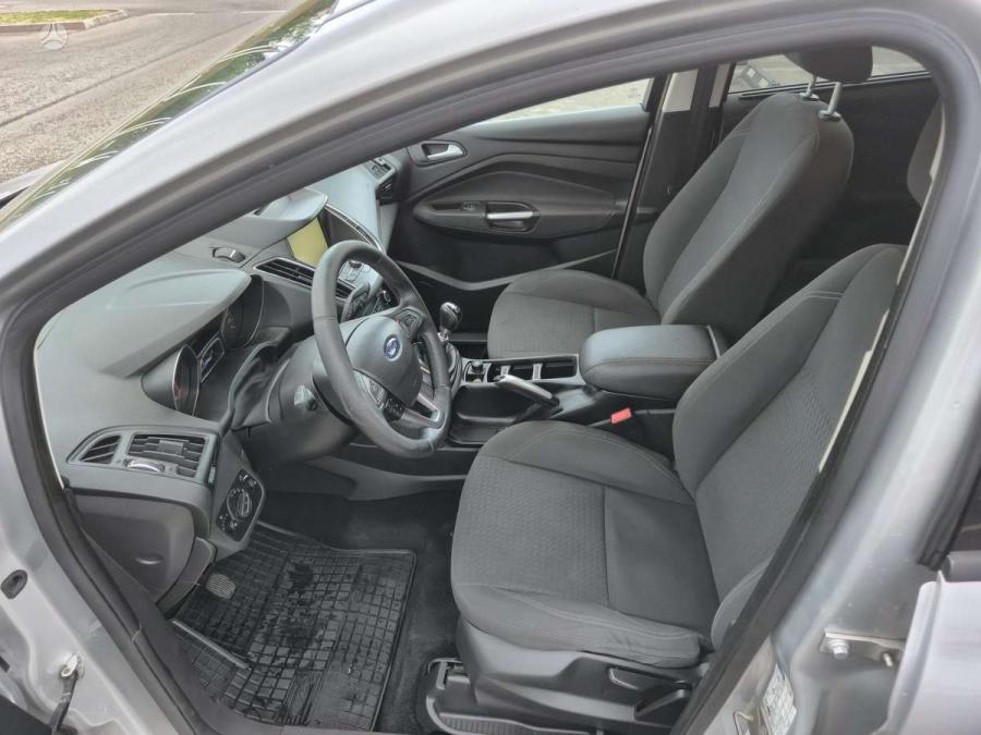 Pelēks Ford C-Max 2015 Viļņa, ar dzinēja tilpumu 2.00 L un nobraukumu 271 tūkst. km par 5500 €, foto 11 vietnē AUTOMOTO.COM.LV