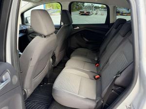 Grey Ford C-Max 2015 in Taurage, with an engine capacity of 1.50 L and mileage of 260 thousand km for 4700 €, photo 9 on AUTOMOTO.COM.LV