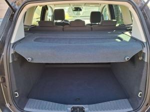 Grey Ford C-Max 2015 in Ukmerge, with an engine capacity of 1.00 L and mileage of 251 thousand km for 3750 €, photo 16 on AUTOMOTO.COM.LV