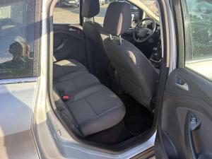 Pelēks Ford C-Max 2016 Tauragė, ar dzinēja tilpumu 1.00 L un nobraukumu 143 tūkst. km par 4500 €, foto 15 vietnē AUTOMOTO.COM.LV