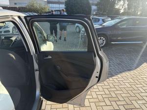 Pelēks Ford C-Max 2016 Tauragė, ar dzinēja tilpumu 1.00 L un nobraukumu 143 tūkst. km par 4500 €, foto 16 vietnē AUTOMOTO.COM.LV