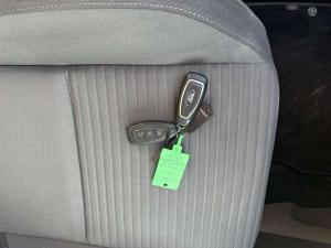 Pelēks Ford C-Max 2016 Tauragė, ar dzinēja tilpumu 1.00 L un nobraukumu 143 tūkst. km par 4500 €, foto 23 vietnē AUTOMOTO.COM.LV