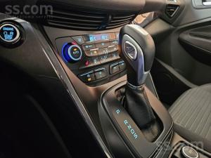 Grey Ford C-Max 2016 in Jekabpils, with an engine capacity of 2.00 L and mileage of 253 thousand km for 6790 €, photo 31 on AUTOMOTO.COM.LV