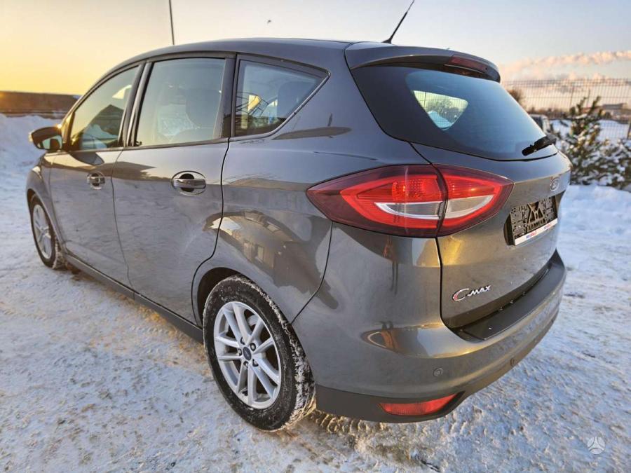 Grey Ford C-Max 2017 in Siauliai, with an engine capacity of 1.50 L and mileage of 255 thousand km for 6200 €, photo 7 on AUTOMOTO.COM.LV