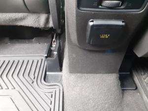 Grey Ford C-Max 2017 in Panevezys, with an engine capacity of 2.00 L and mileage of 112 thousand km for 8500 €, photo 9 on AUTOMOTO.COM.LV