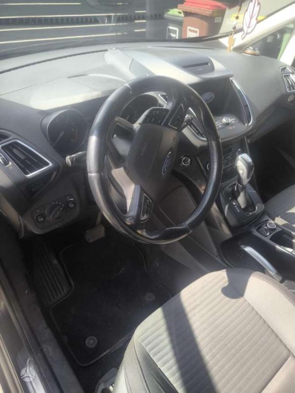 Pelēks Ford C-Max 2017 Gargždai, ar dzinēja tilpumu 2.00 L un nobraukumu 314 tūkst. km par 7999 €, foto 7 vietnē AUTOMOTO.COM.LV