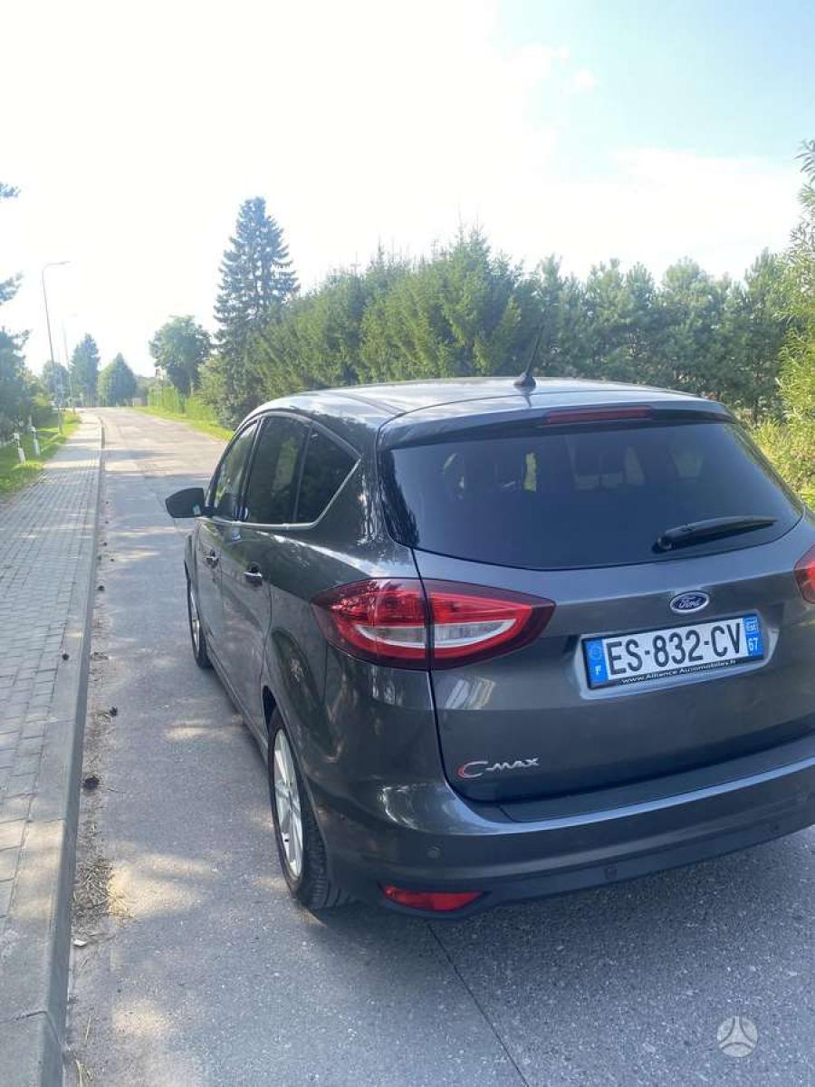 Grey Ford C-Max 2017 in Taurage, with an engine capacity of 1.00 L and mileage of 165 thousand km for 4900 €, photo 5 on AUTOMOTO.COM.LV